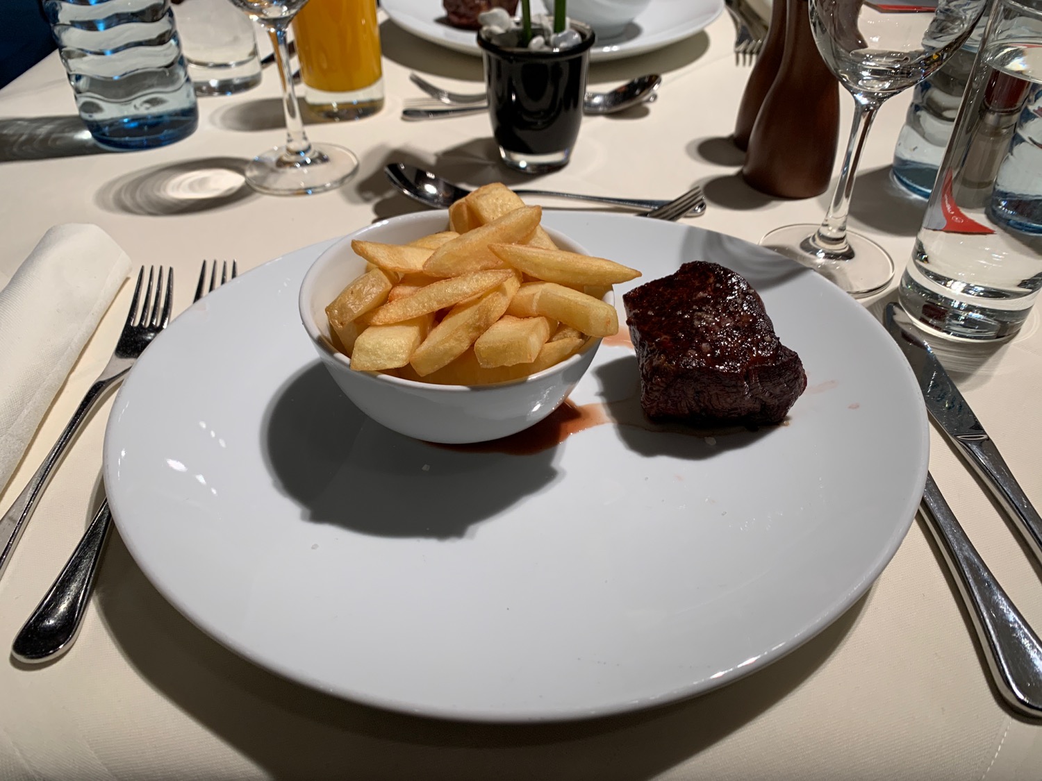 A Lufthansa First Class Tradition Becomes An Emirates First Class ...