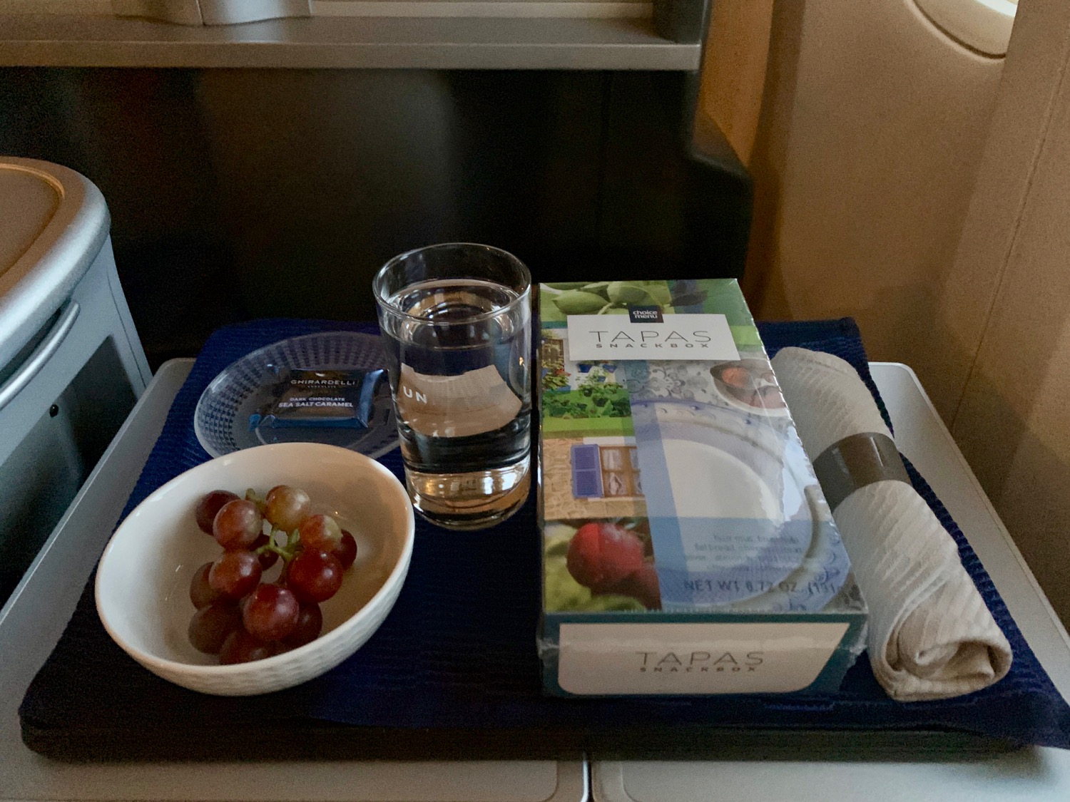 Exploring The Tapas Snack Box On United - Live and Let's Fly