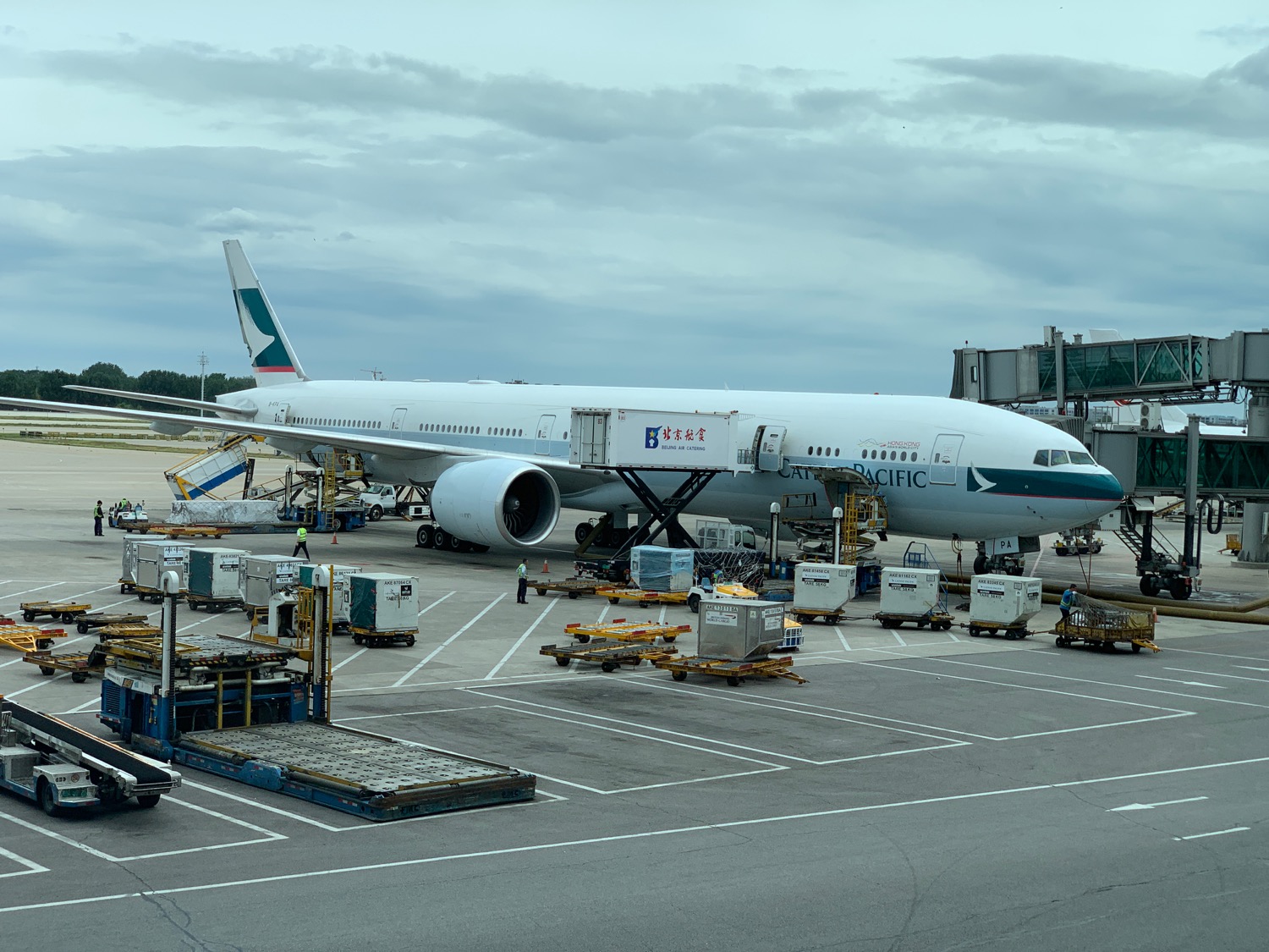 A Perfect Flight In Cathay Pacific First Class - Live and Let's Fly