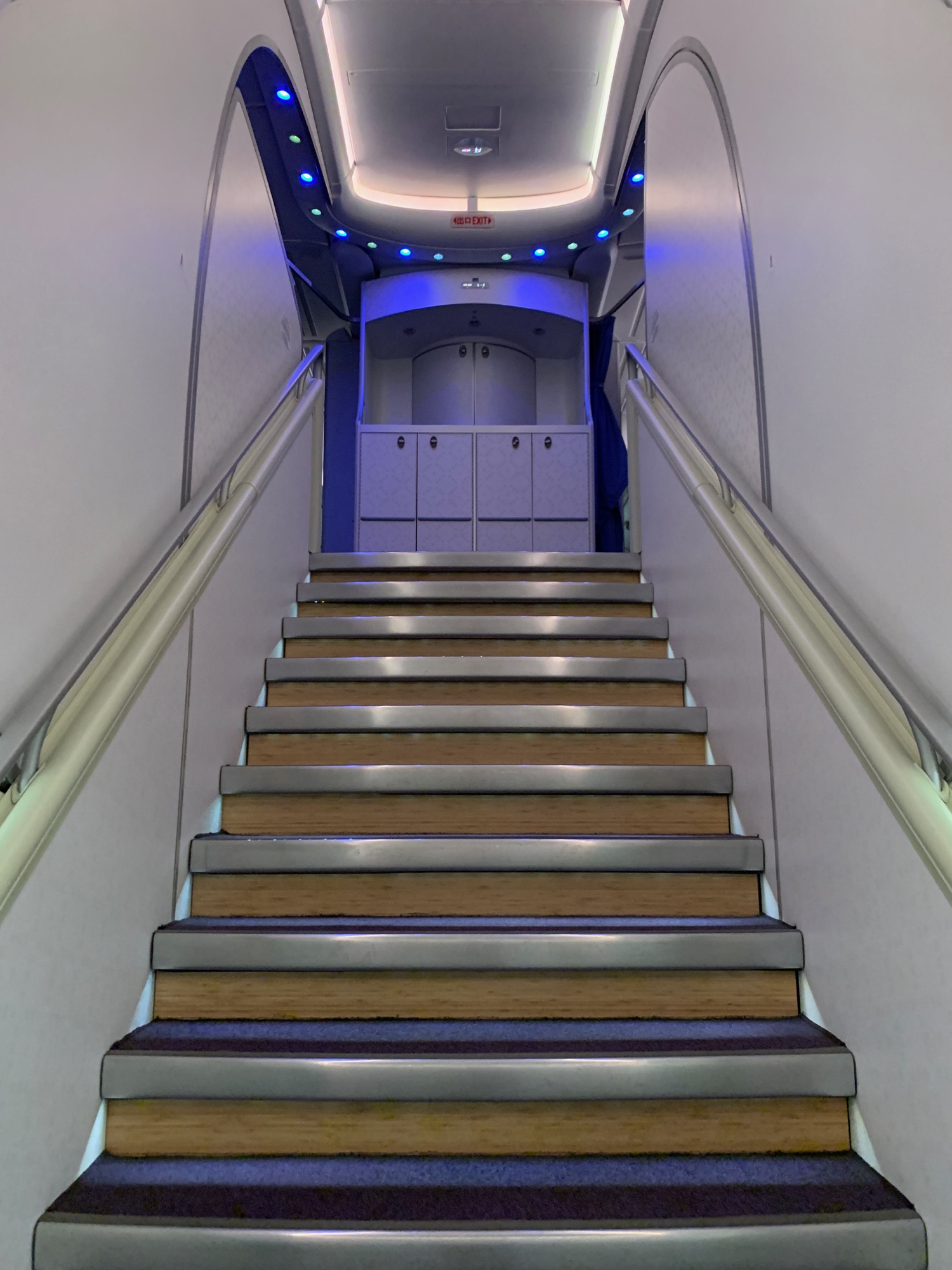 Review: China Southern A380 First Class - Live and Let's Fly