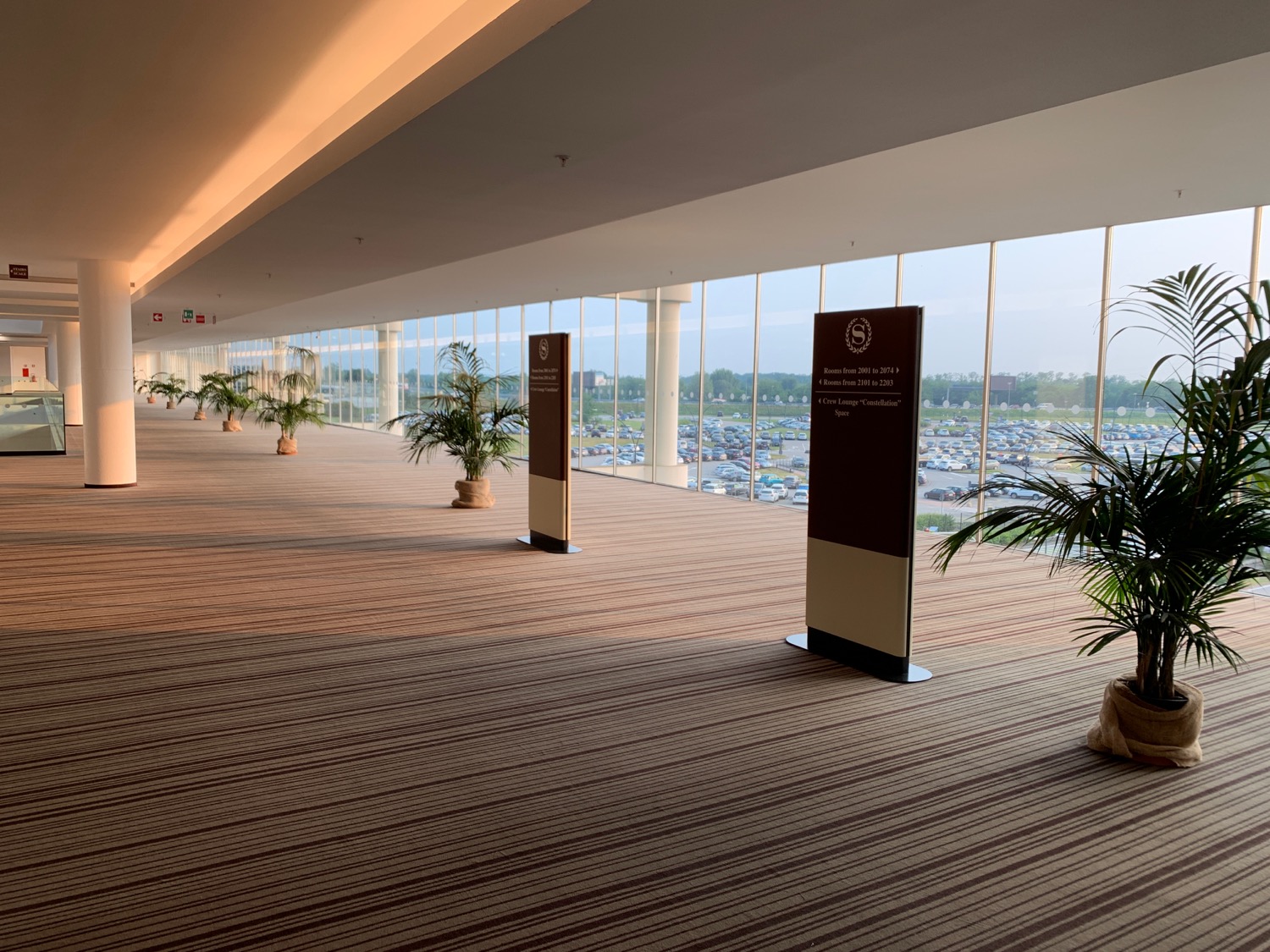 Review: Sheraton Milan Malpensa - Live and Let's Fly