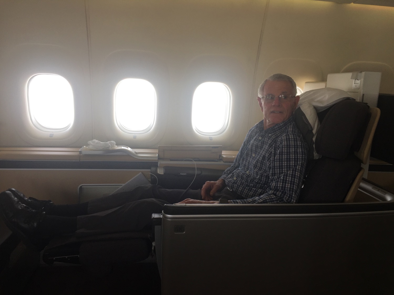 A Pilot's Review Of Lufthansa First Class - Live and Let's Fly