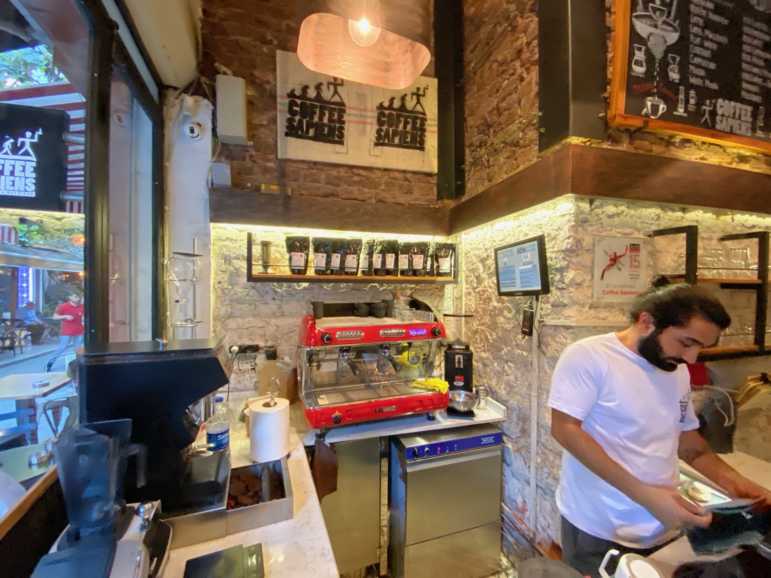 Great Coffee In Istanbul - Live and Let's Fly