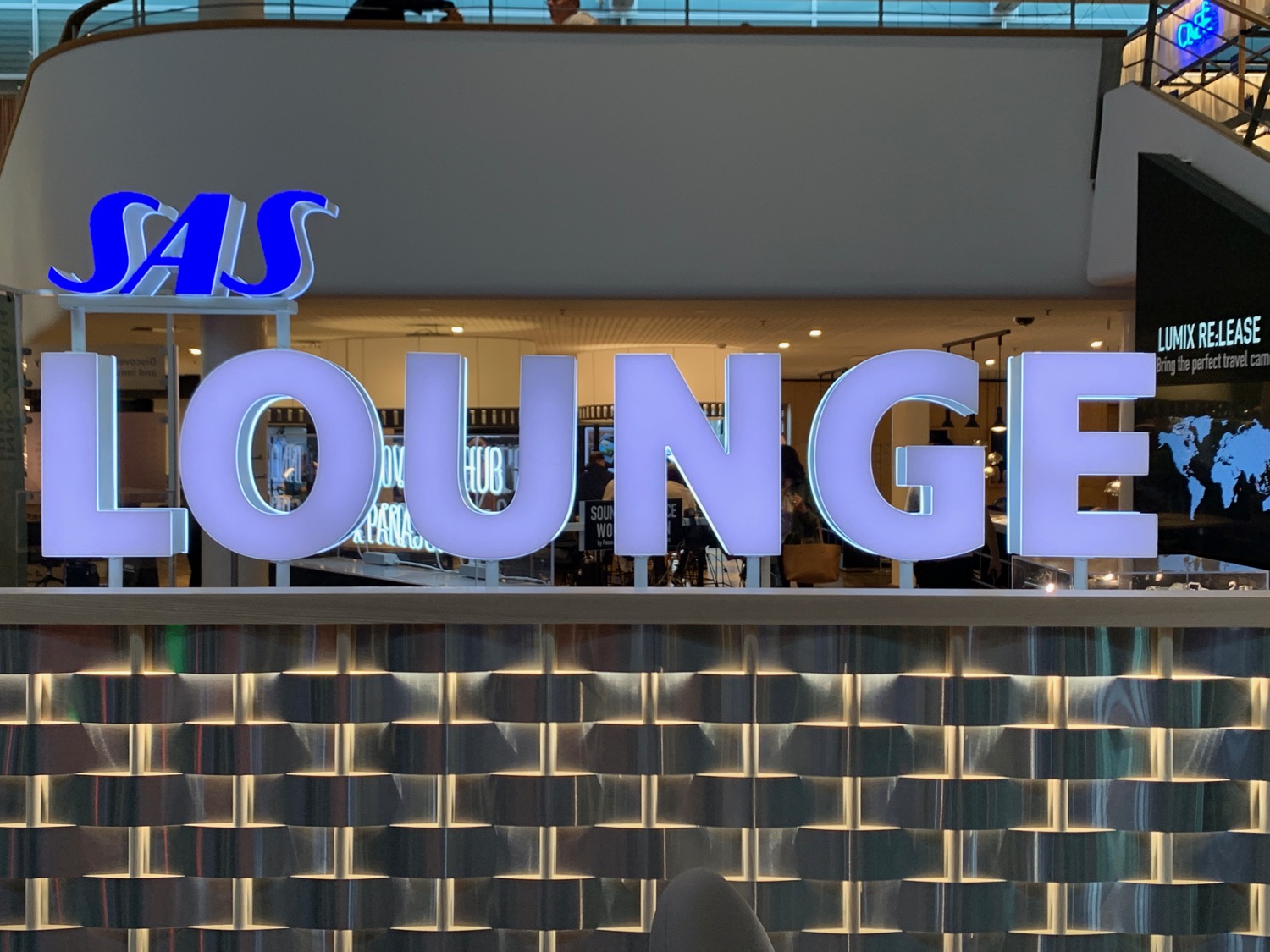 Review: SAS Gold Lounge Copenhagen (CPH) - Live and Let's Fly
