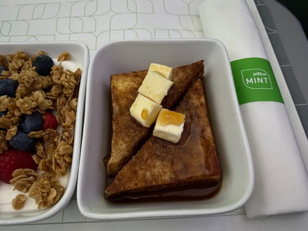 Breakfast In JetBlue Mint - Live and Let's Fly