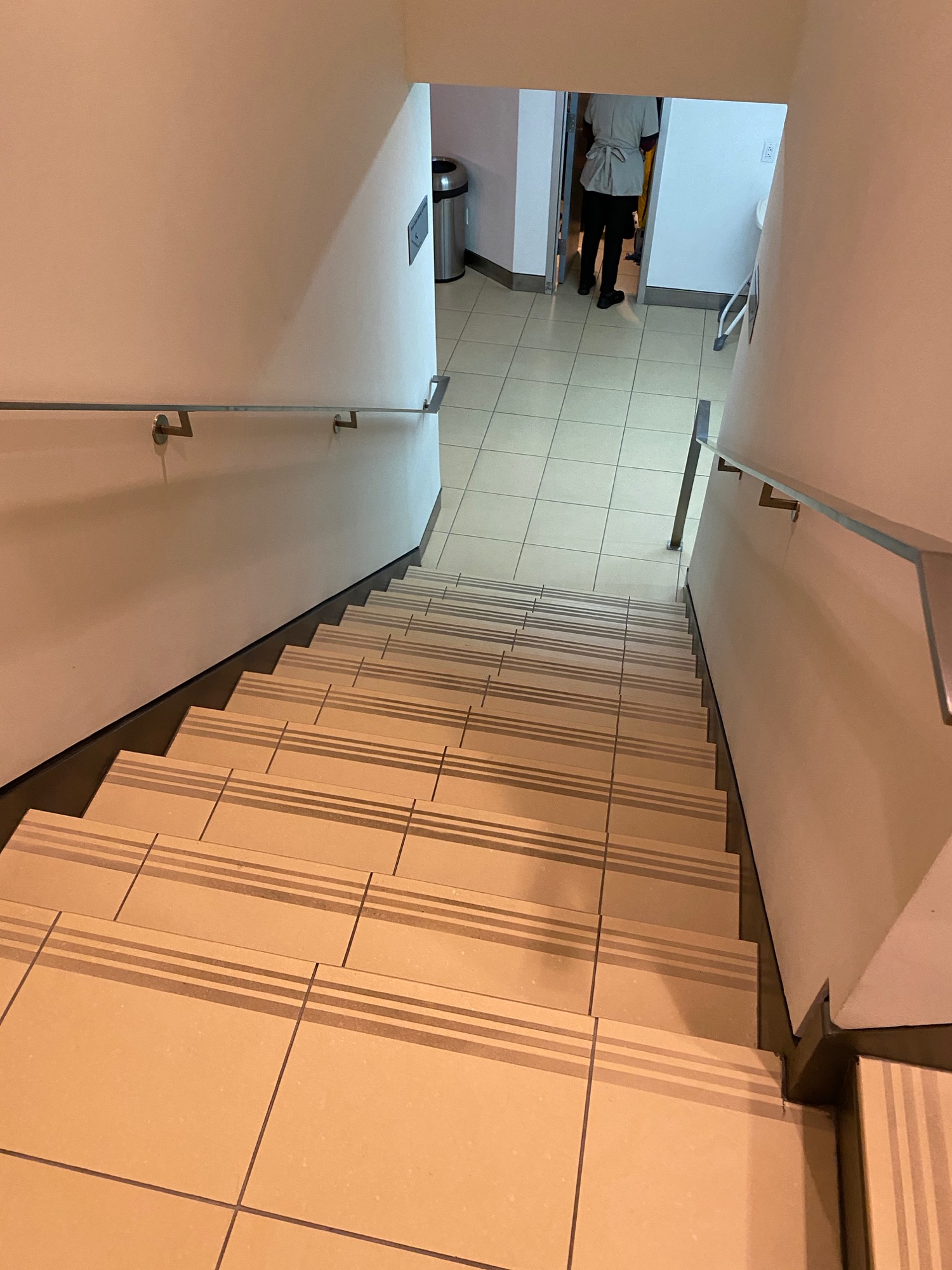 Review: Lufthansa First Class Lounge New York (JFK) - Live and Let's Fly