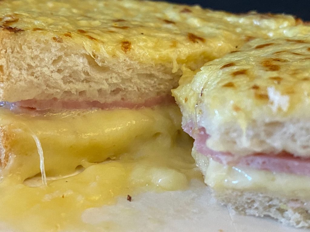 Breakfast On EasyJet - Live and Let's Fly