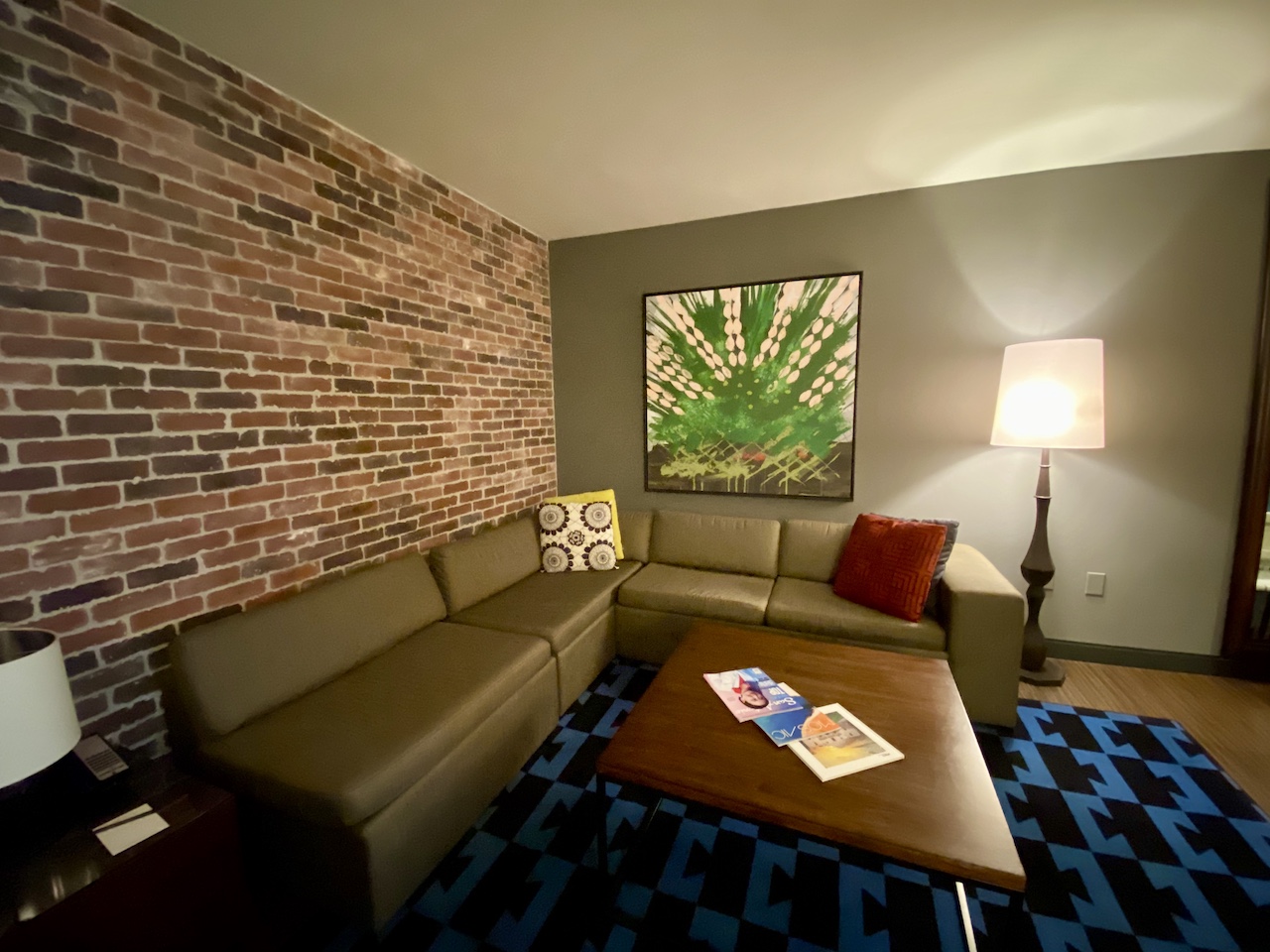 Review: Hotel Contessa San Antonio - Suite - Live and Let's Fly