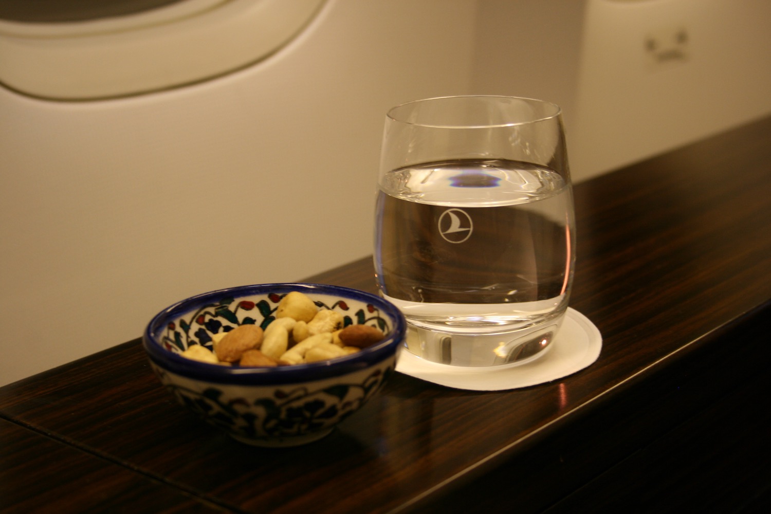 Vintage Review: Turkish Airlines 777-300ER First Class Istanbul To ...