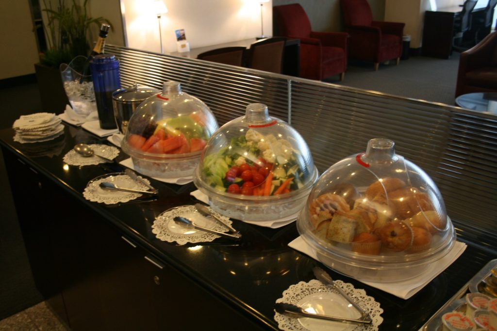 United 757 First Class: JFK to LAX Flight Review