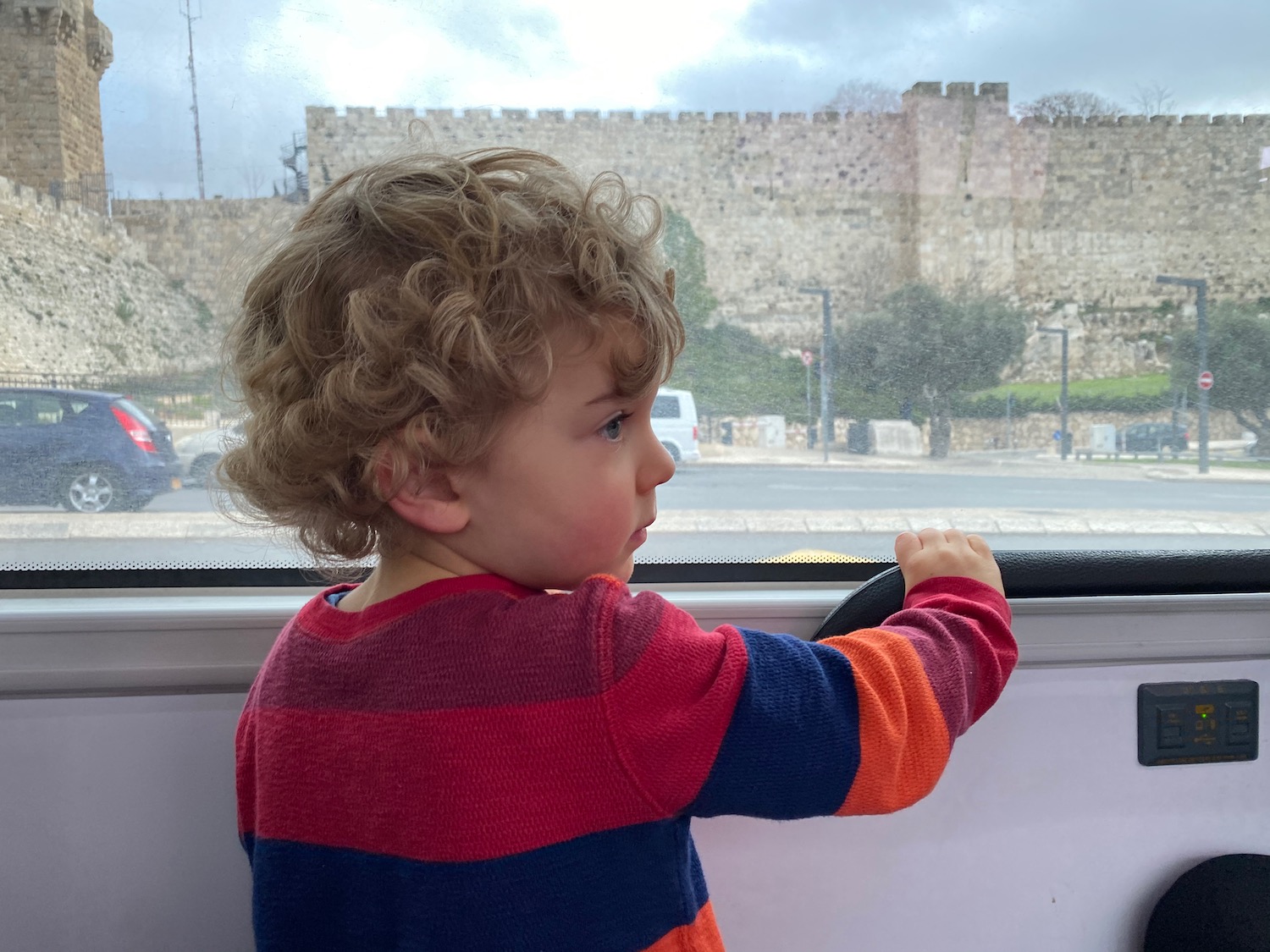 Jerusalem to Bethlehem Bus: Cheap & Easy Travel (2025)