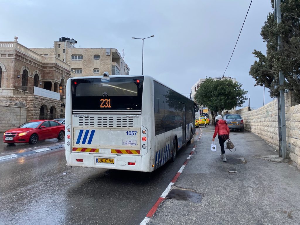 Jerusalem to Bethlehem Bus: Cheap & Easy Travel (2025)