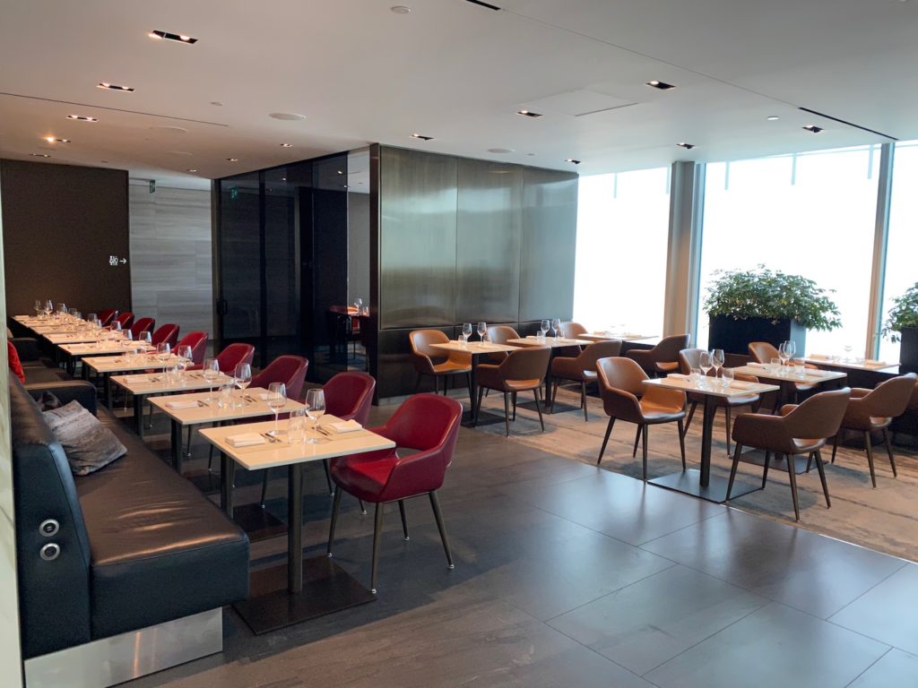 First Impressions: Air Canada Signature Suite Toronto - Live and Let's Fly