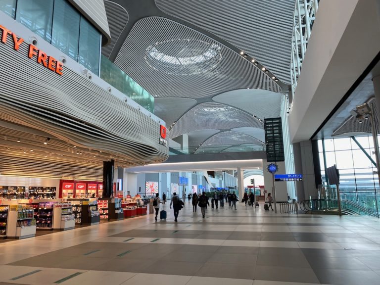 Review: Turkish Airlines 787-9 Business Class - Live and Let's Fly