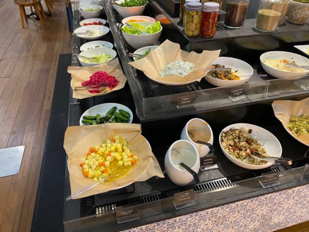 Review: Turkish Airlines Business Lounge Istanbul (IST) - Live and Let ...