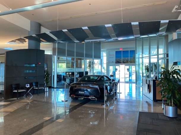 Review: Signature Flight Support (Private Jet Terminal) Scottsdale (SCF ...