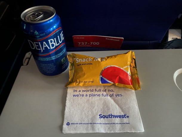 Review: Southwest Airlines 737-700 - Live and Let's Fly