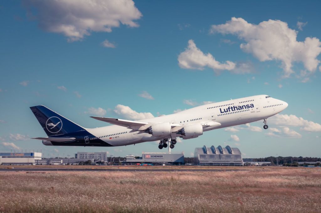 747-8 Will Be "Flagship" Of Lufthansa Fleet - Live and Let's Fly