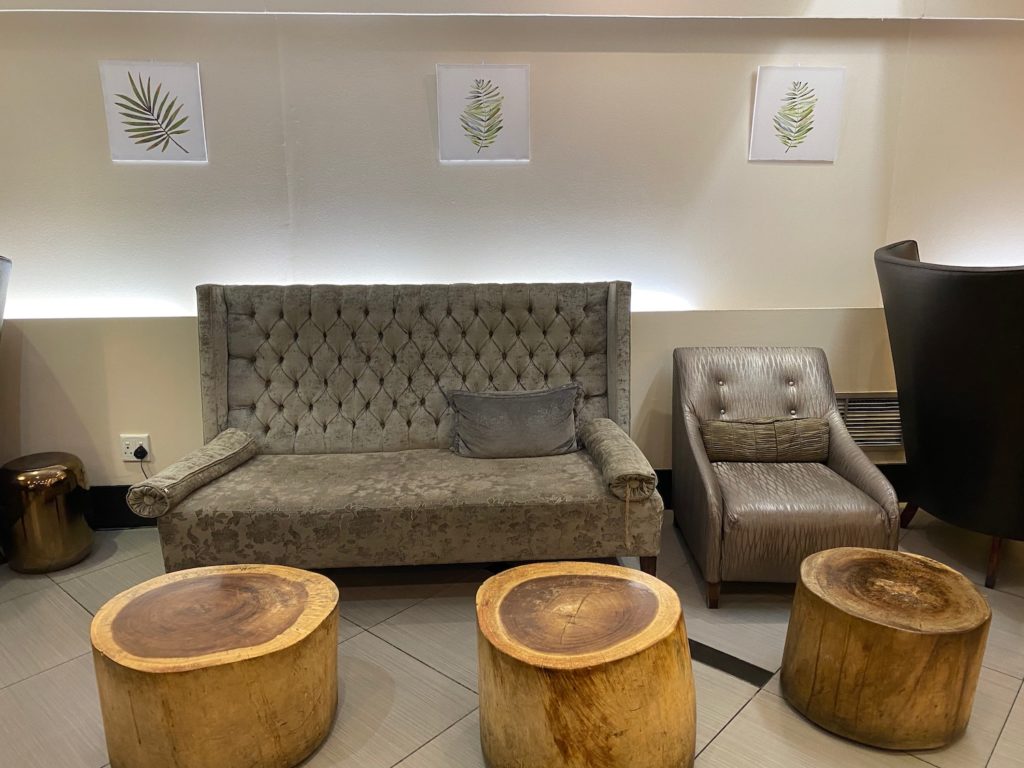 Review: Mashonzha Lounge Johannesburg (JNB) - Live and Let's Fly