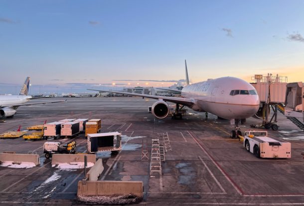 FAA Grounds 777s, Orders Thermal Inspections - Live and Let's Fly