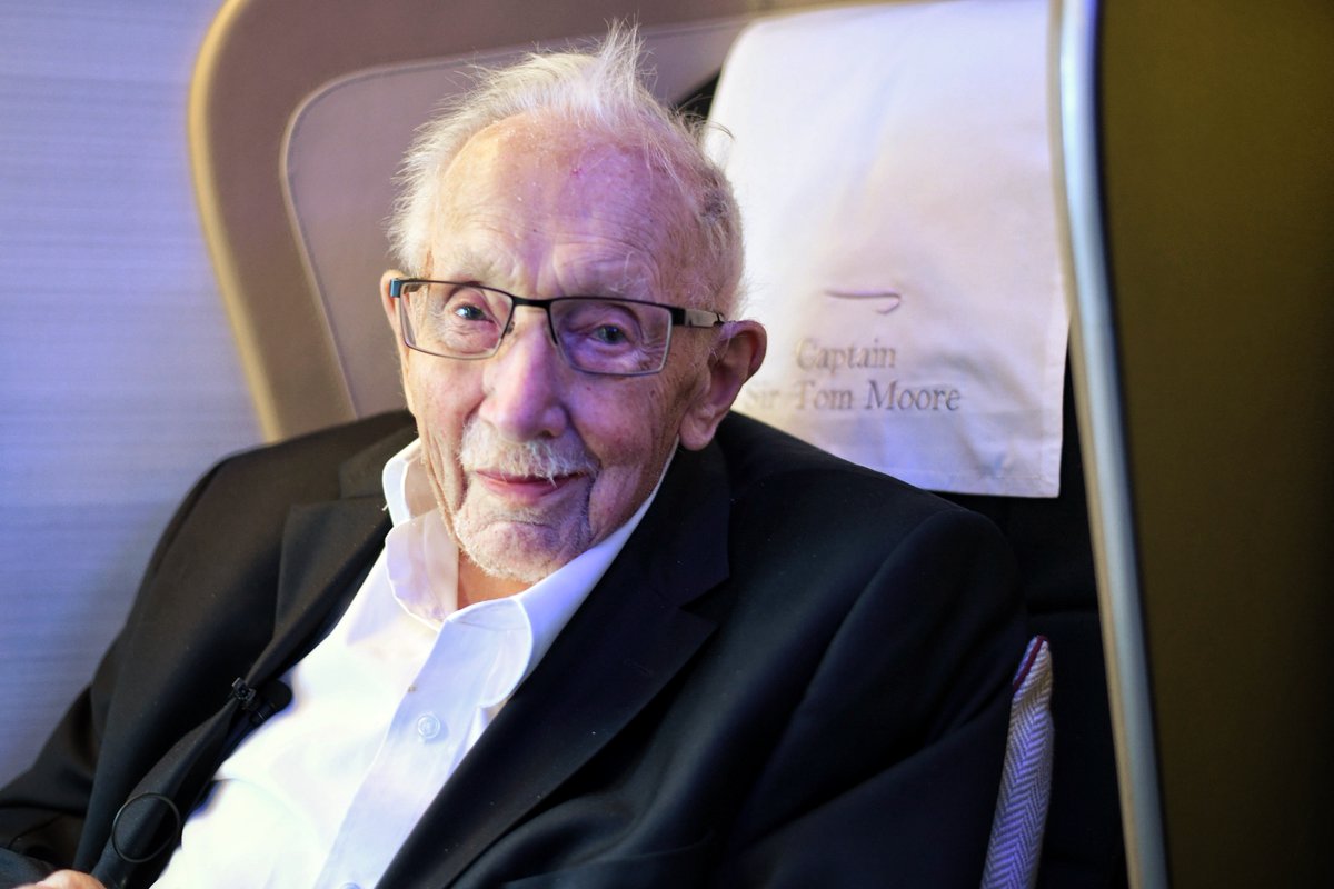 A Final Flight For Captain Sir Tom Moore - Live and Let's Fly
