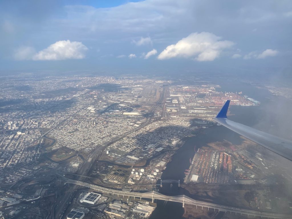 Review: United Airlines CRJ-550 First Class - Live and Let's Fly