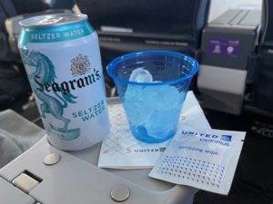 Review: United Airlines CRJ-550 First Class - Live and Let's Fly
