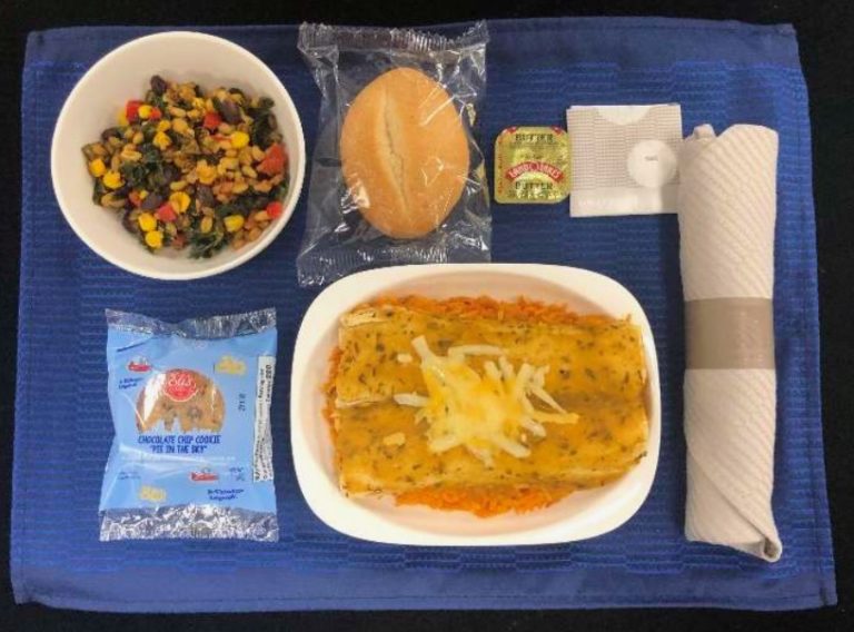 United Airlines Restores Hot Meals: What To Expect Onboard - Live and ...