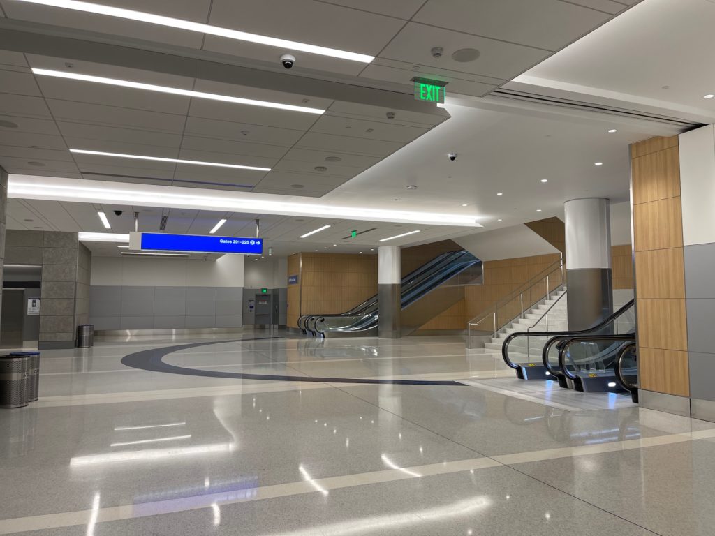 Pictures: Stunning New Midfield Satellite Concourse At LAX - Live and ...