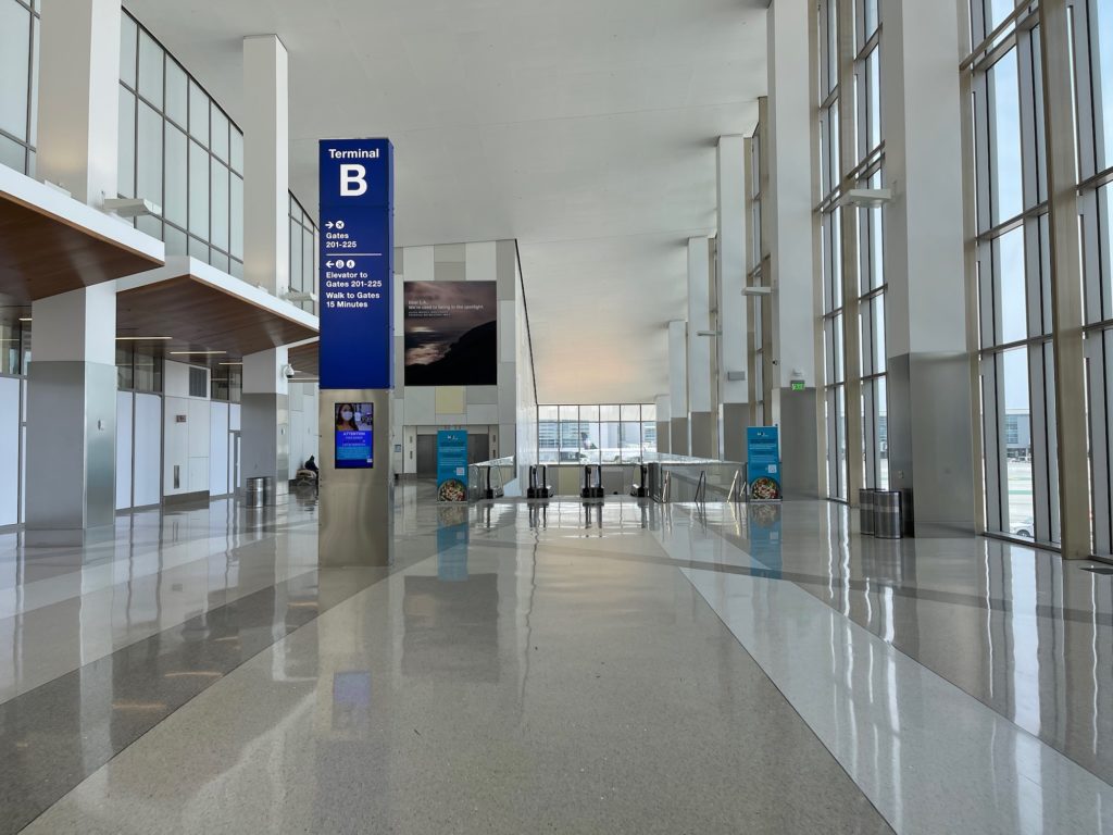 Pictures: Stunning New Midfield Satellite Concourse At LAX - Live and ...