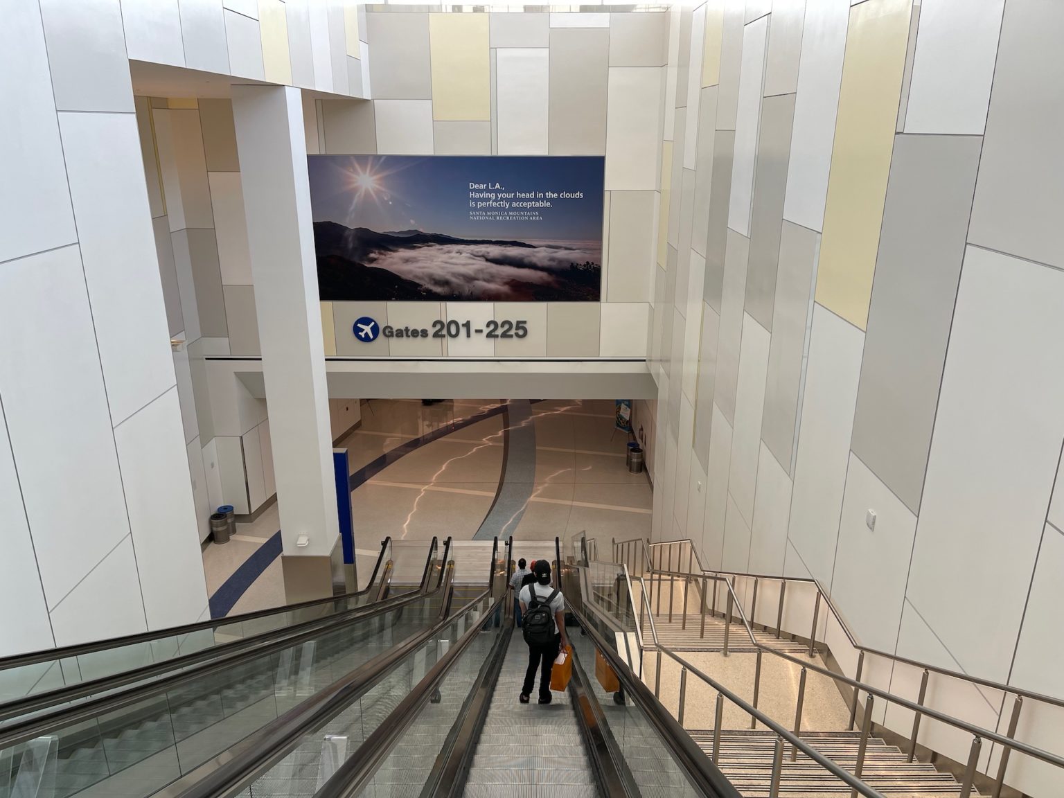 Pictures: Stunning New Midfield Satellite Concourse At LAX - Live and ...