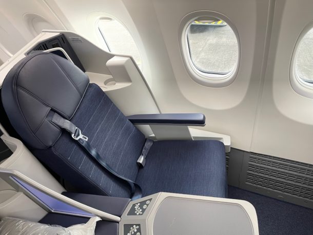 Review: Copa Airlines 737 MAX Business Class - Live and Let's Fly