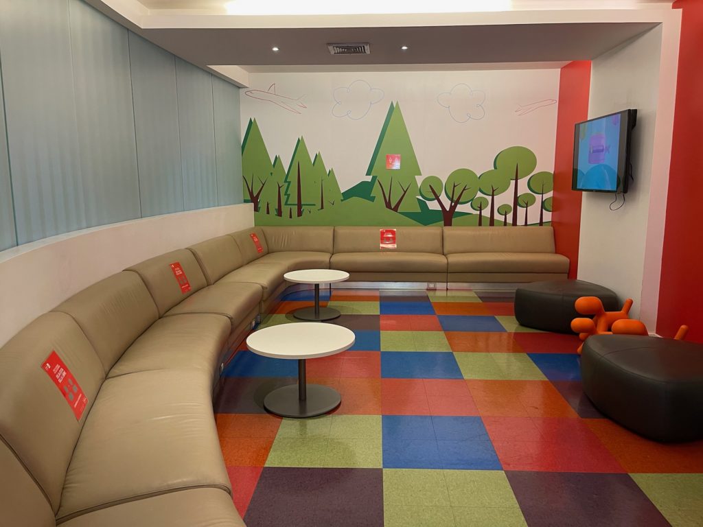 Review: Avianca VIP Lounge El Salvador (SAL) - Live and Let's Fly