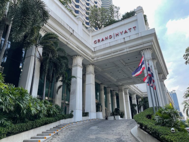 Review: Grand Hyatt Erawan Bangkok - Live and Let's Fly
