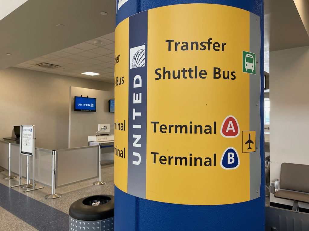 United Airlines Segment Run - Los Angeles To Washington Via Orlando And ...