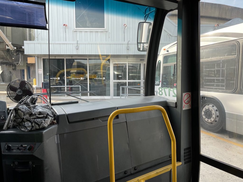 United Airlines Segment Run - Los Angeles To Washington Via Orlando And ...