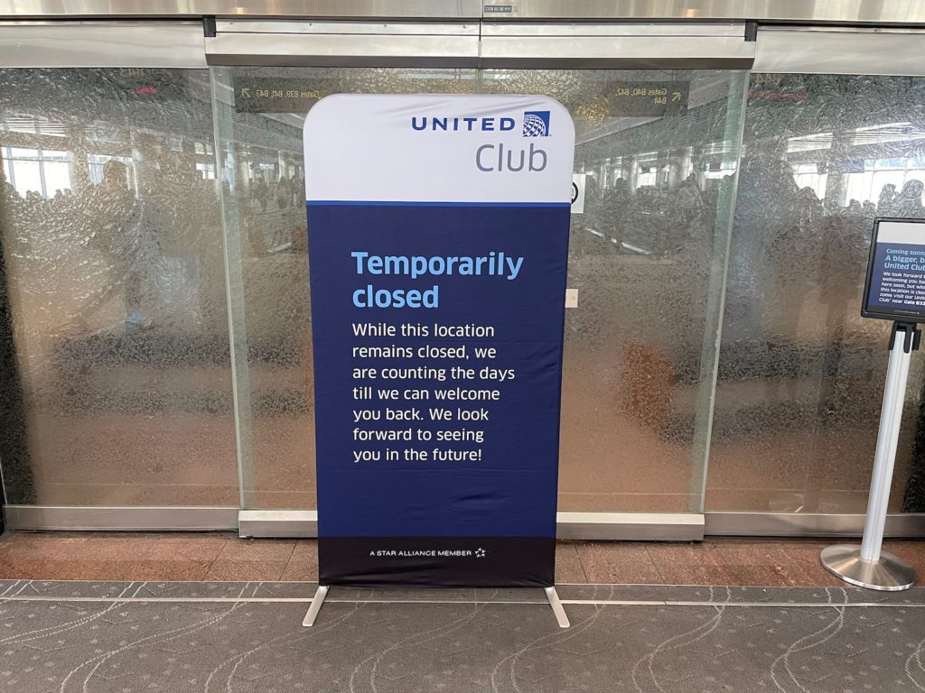 Review: United Club Denver West (DEN) - Live and Let's Fly