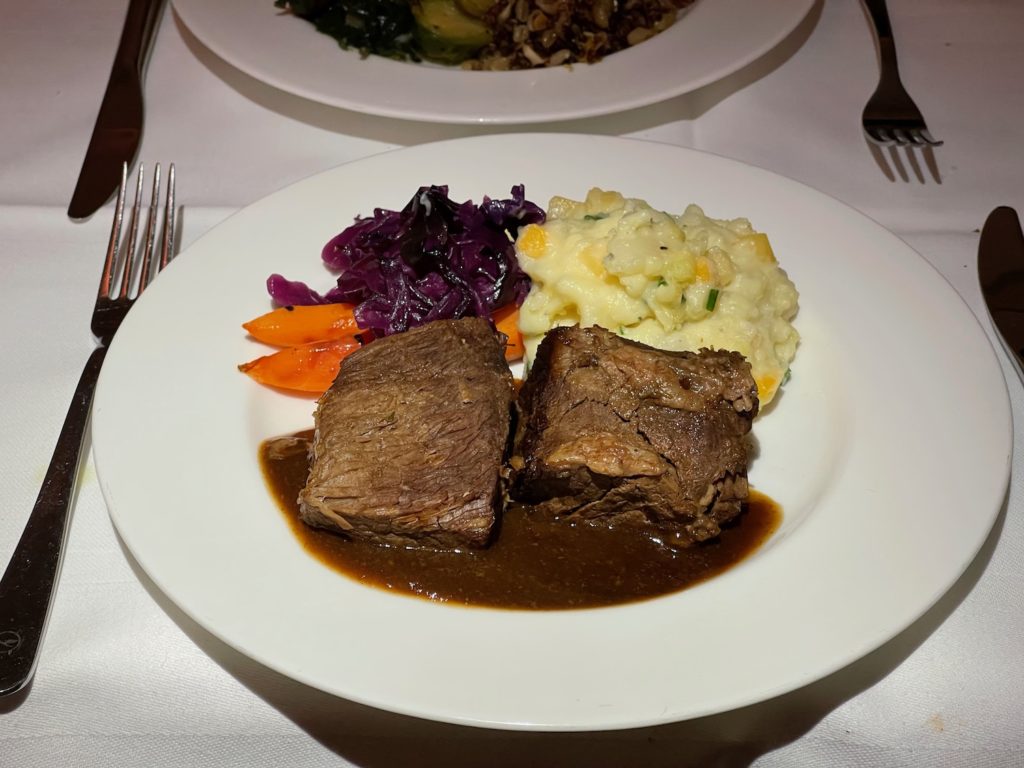 My Identical Meal In Lufthansa First Class And Business Class - Live ...