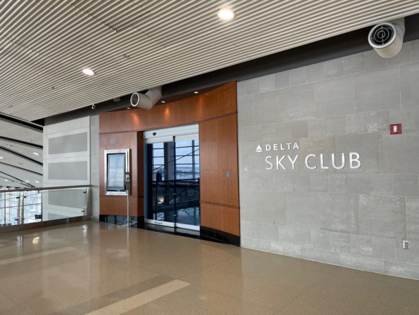 Review: Delta Sky Club Detroit (DTW – A68) - Live and Let's Fly