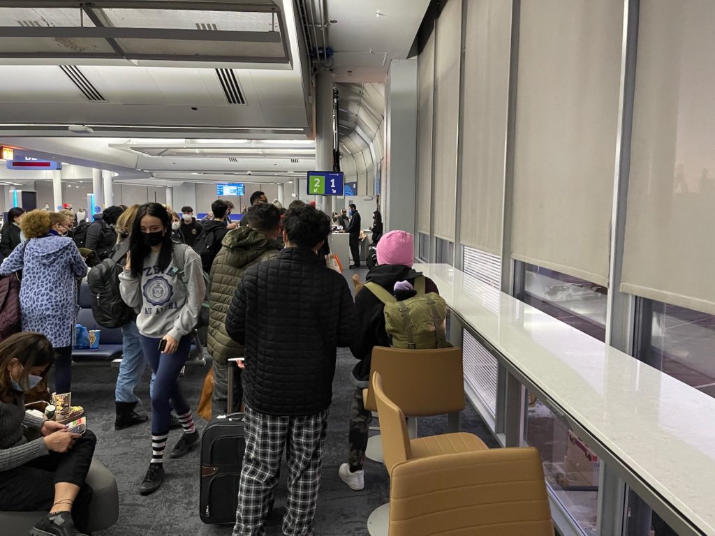 Swanky New United Airlines Gate Areas At Chicago O'Hare - Live and Let ...