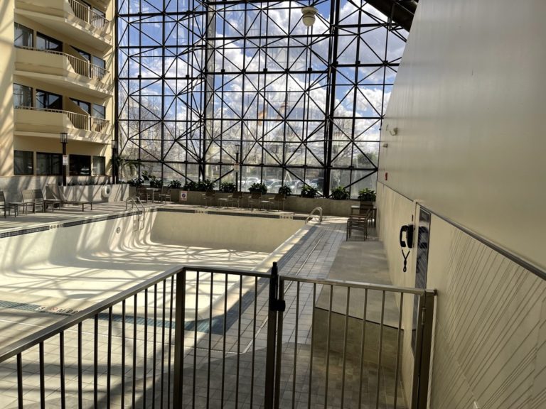 Review: DoubleTree By Hilton Newark Airport - Live and Let's Fly