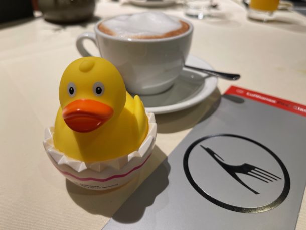 Lufthansa Easter Duck 2022, A First Class Terminal Souvenir - Live and ...
