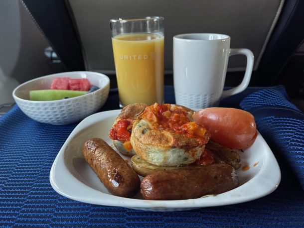 United Airlines Restoring First Class Meals On More Flights - Live and ...