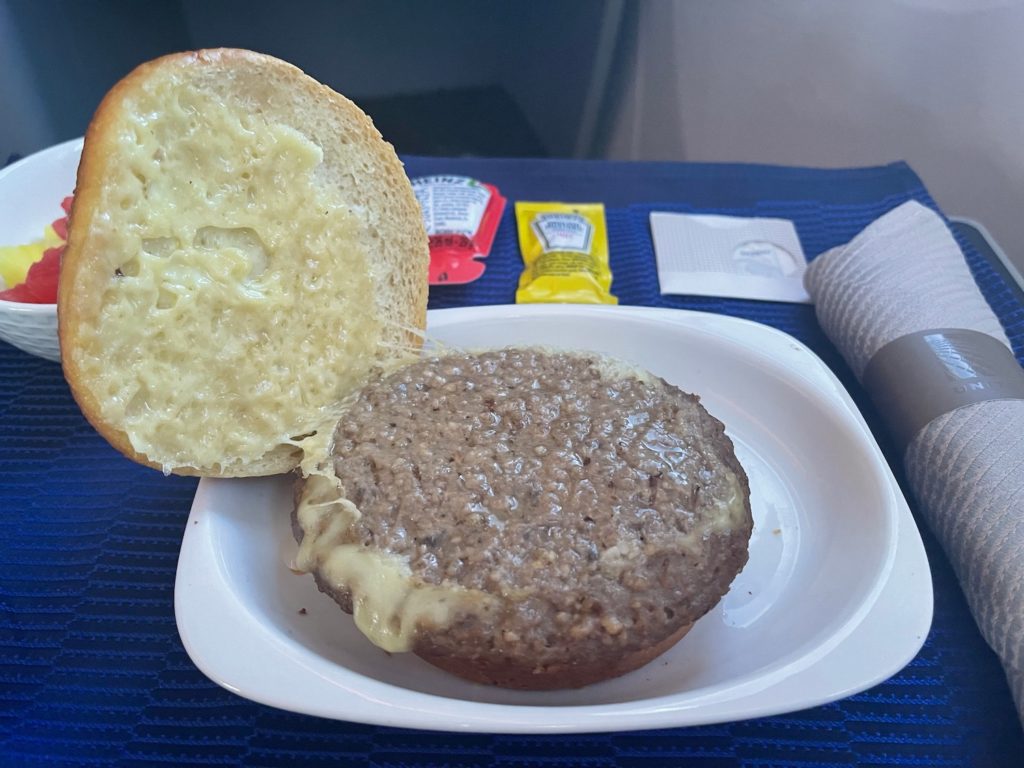 Taste Test: United Airlines' New International Business Class Menu ...