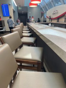 Lounge Review: Wingtips St. Louis (Priority Pass) - Live and Let's Fly