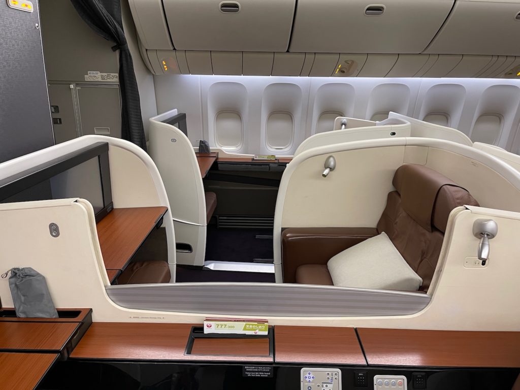 First Impressions: JAL 777-300ER First Class - Live and Let's Fly