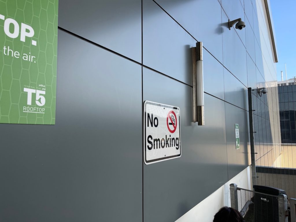 JetBlue's Swanky JFK T5 Rooftop Terrace - Live and Let's Fly