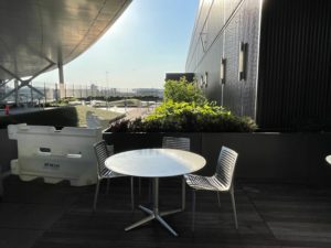 JetBlue's Swanky JFK T5 Rooftop Terrace - Live and Let's Fly