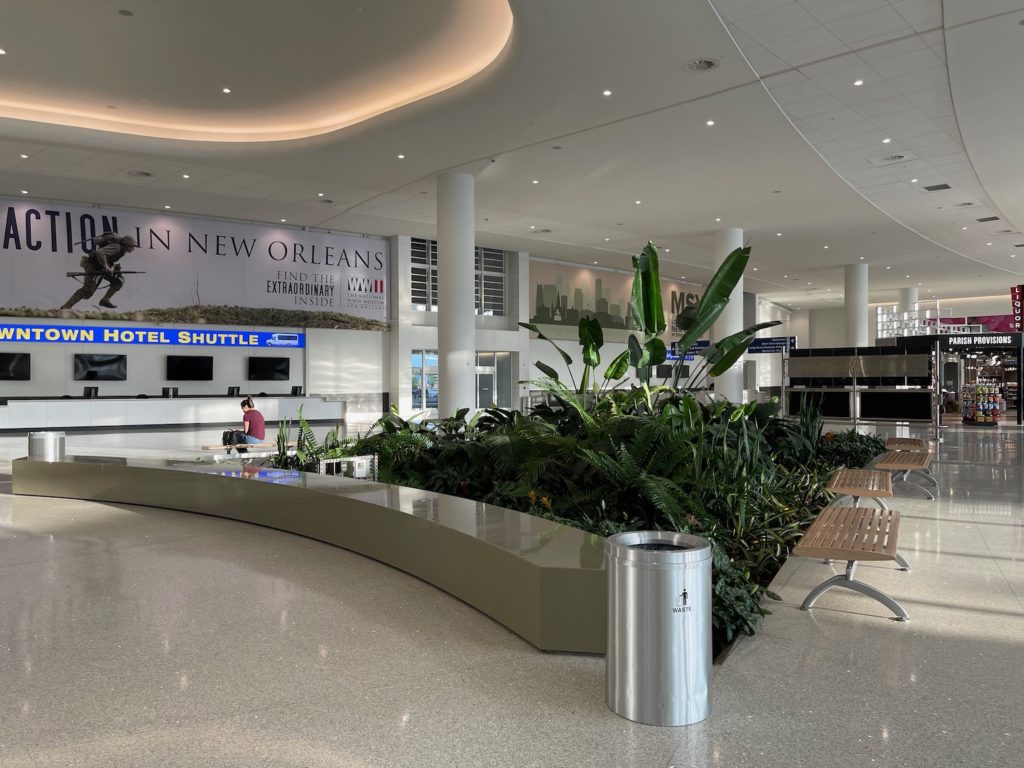 Beautiful New Orleans International Airport - Live and Let's Fly