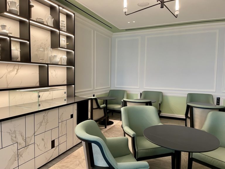 Review: Extime Lounge Paris Charles DeGaulle International - 2BD - Live ...